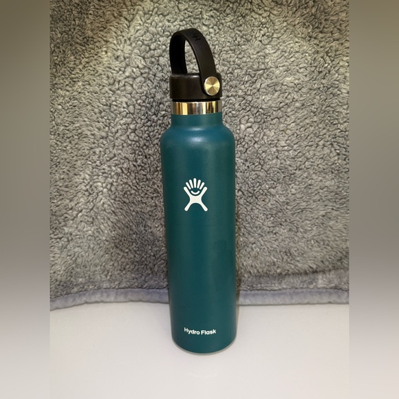 Hydro Flask | Dining | Hydro Flask Color Jade Flask 24 Oz | Poshmark